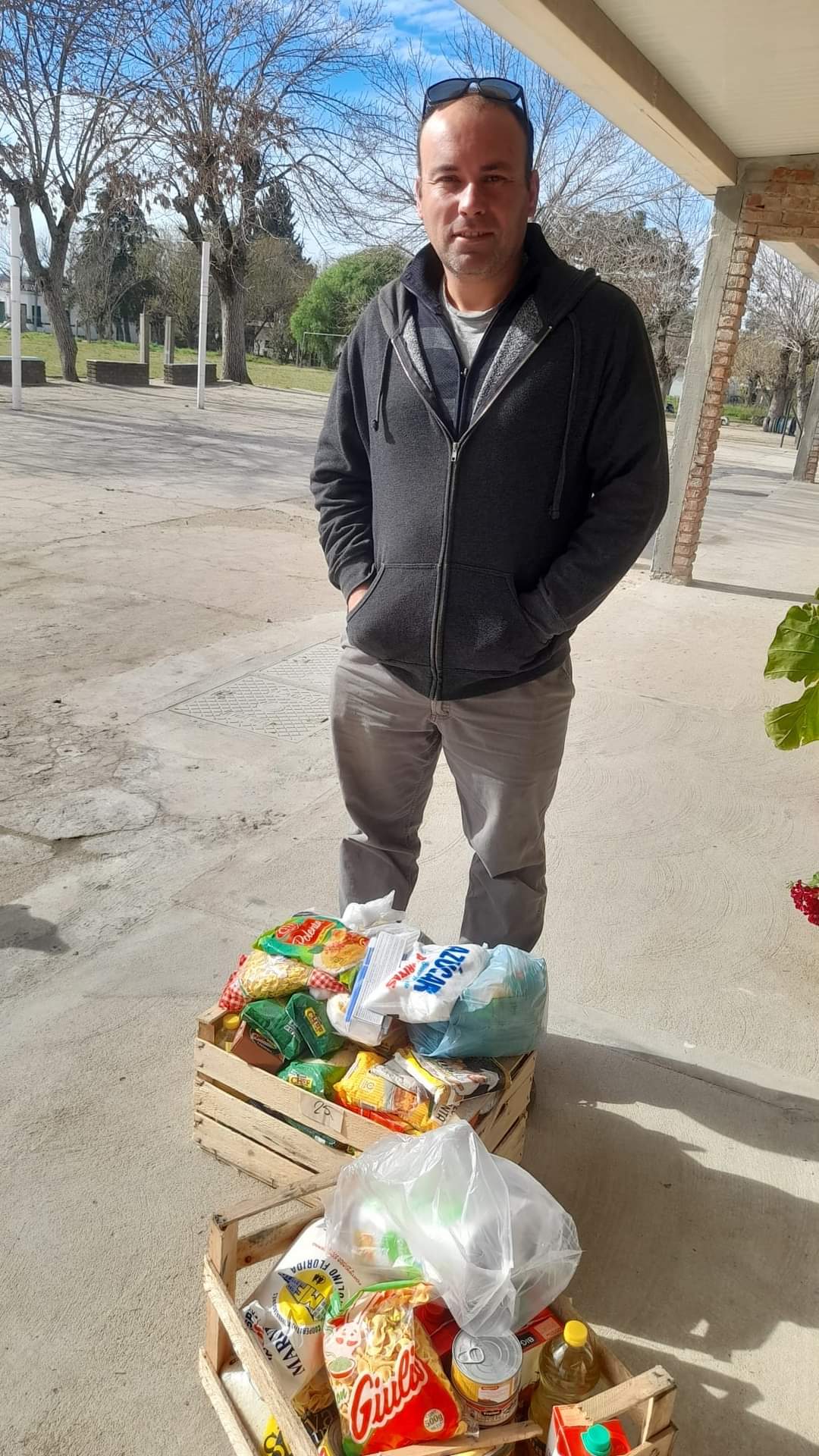 Padres Realizan Rifa Y Destinan Lo Recaudado A La Escuela