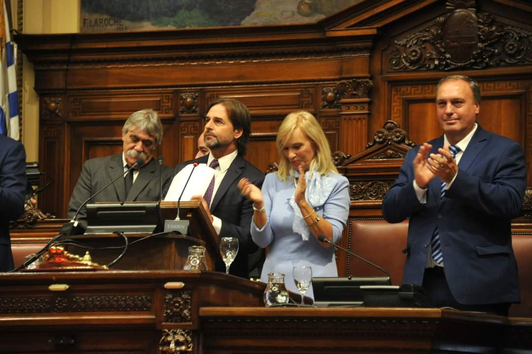 EL PRESIDENTE LUIS LACALLE POU DIO SU MENSAJE ANUAL DE RENDICIÓN DE ...